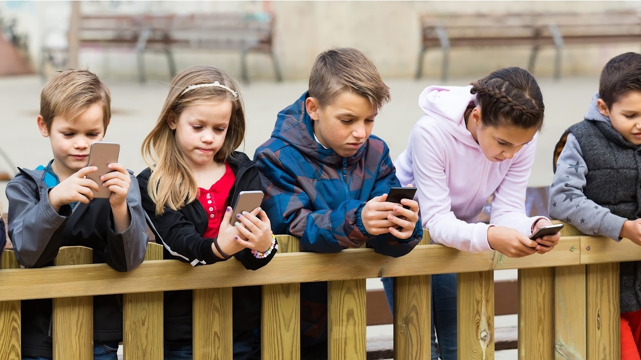 What Do You Do if Your Child is Addicted to Their Phone?